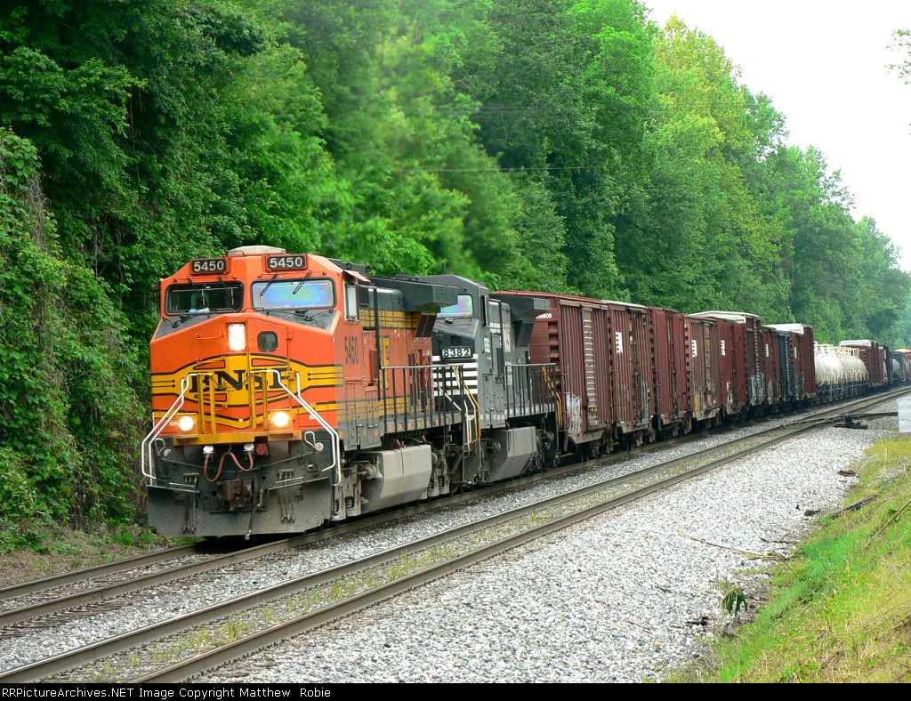 BNSF 5450/NS 337